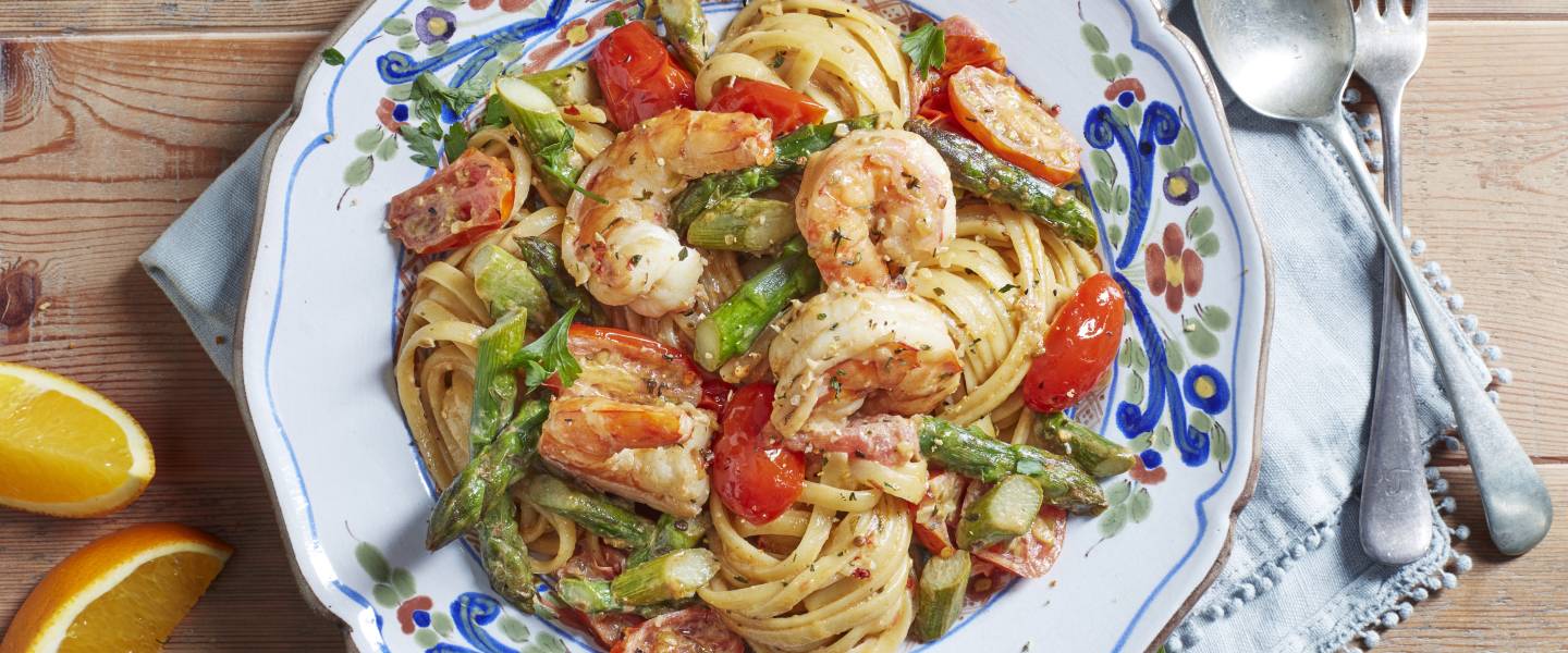 Cook Cuban Prawn Pasta in 15 mins | Simply Cook